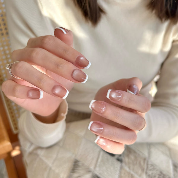 How Long Can Press-on Nails Last? 4 Adhesive Options Explained! Glue s ...